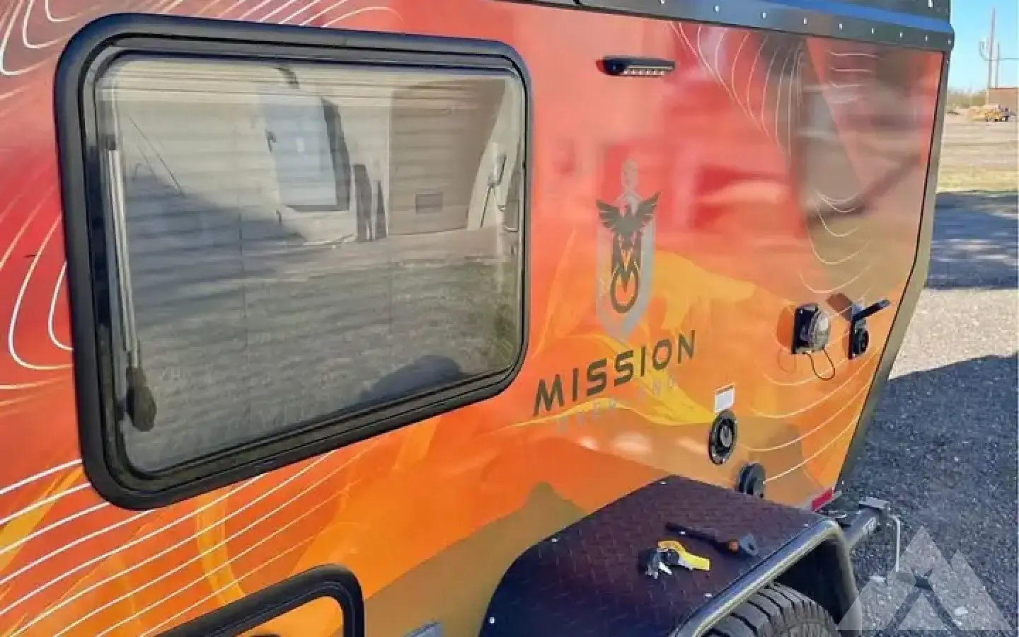2022 Mission Overland Summit travel trailer for Sale