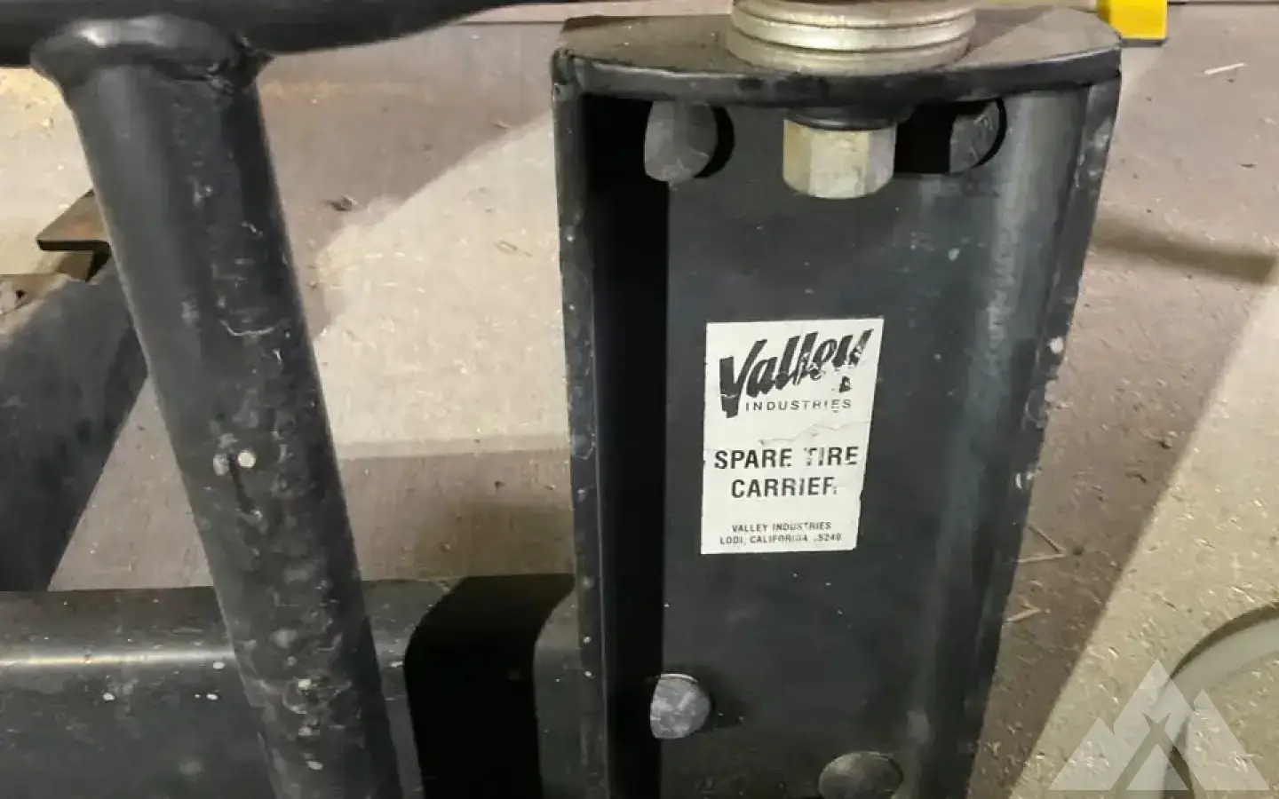 Valley Industries Swing Out Spare Tire Carrier – Used for $ 125.00 | Prescott Valley, Arizona on ...