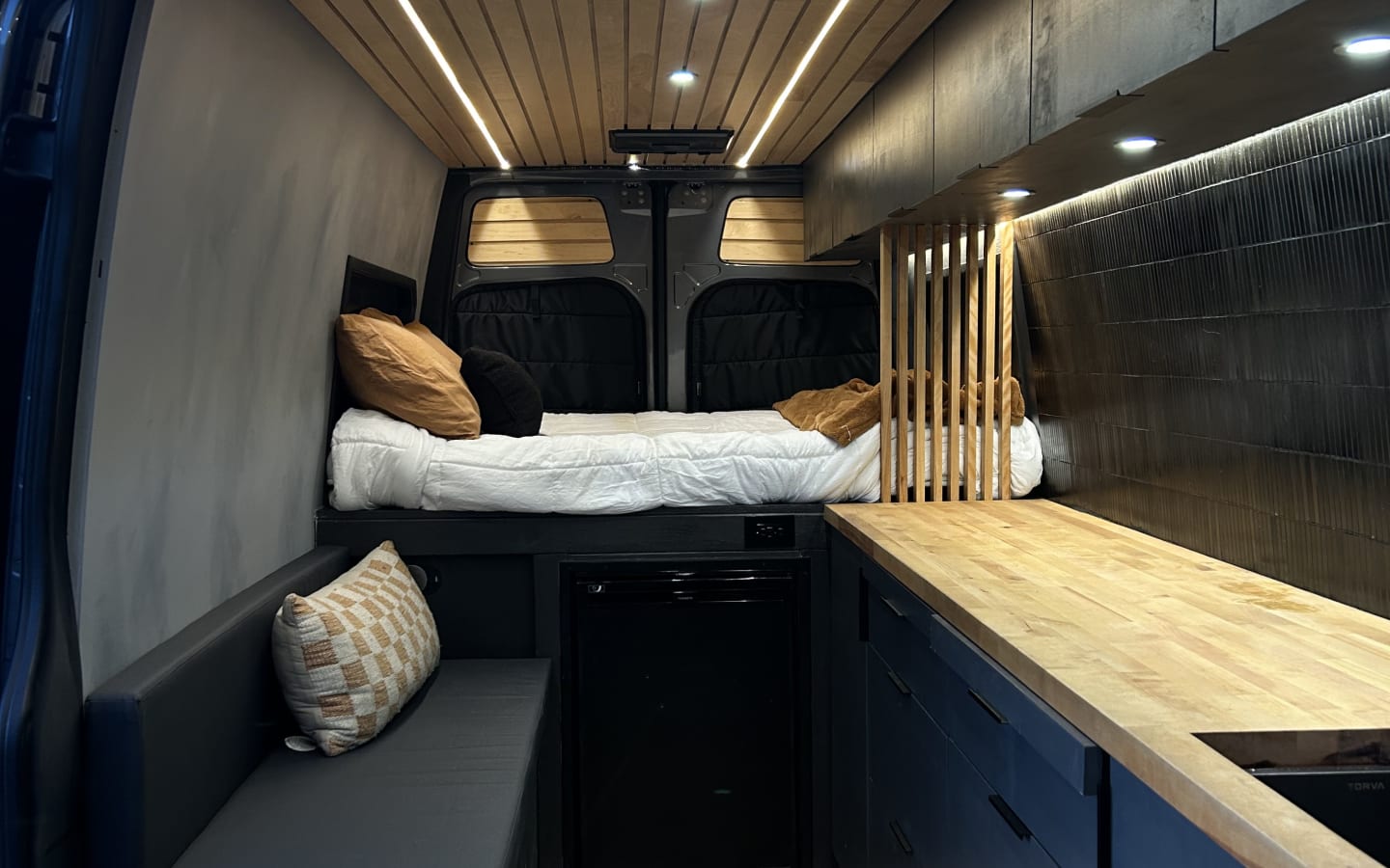 Pepper the Sprinter : Modern, Luxury Sprinter Van for Rent in Temecula, California