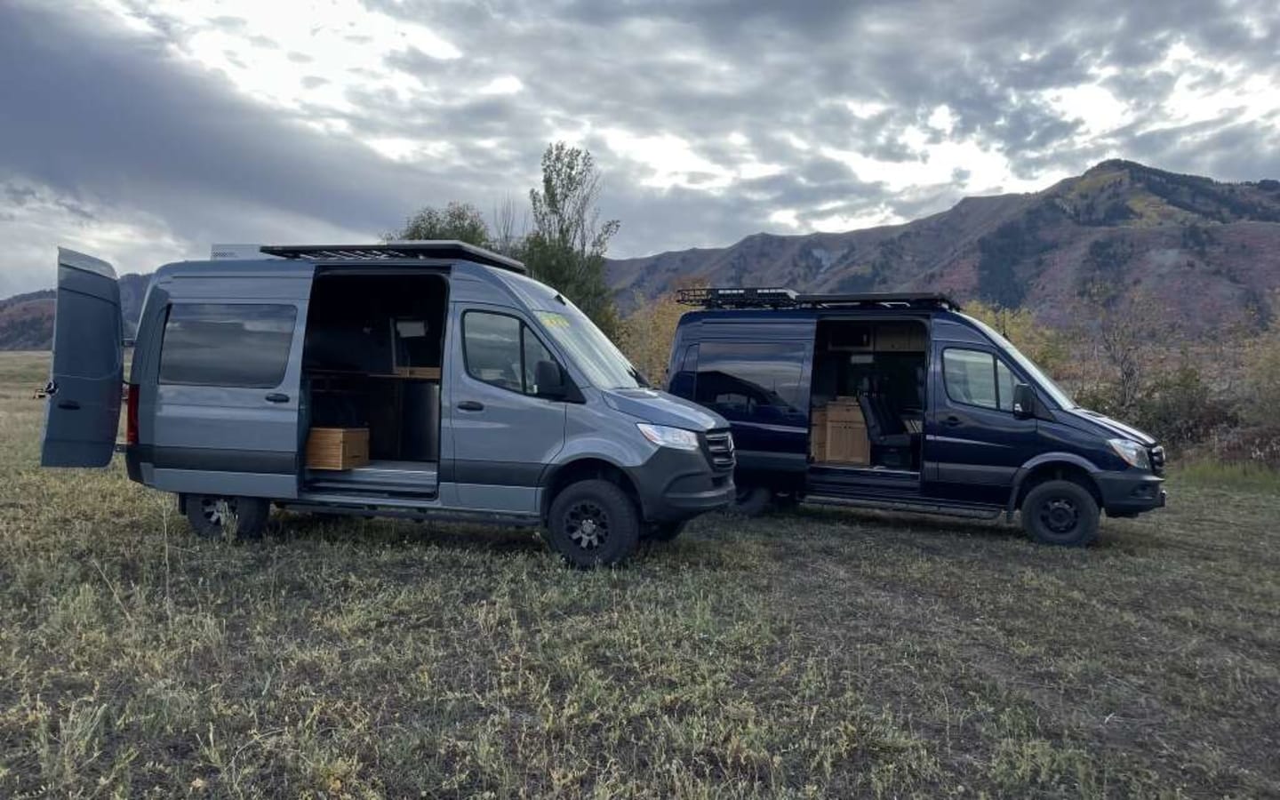Mercedes 2500 144 4x4 Sprinter Camper Van for Rent in Mendon, Utah