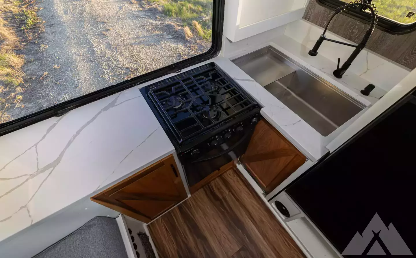 2001 Dodge Ram 3500 Cab & Chassis Overland Rig for Sale in Lockport ...