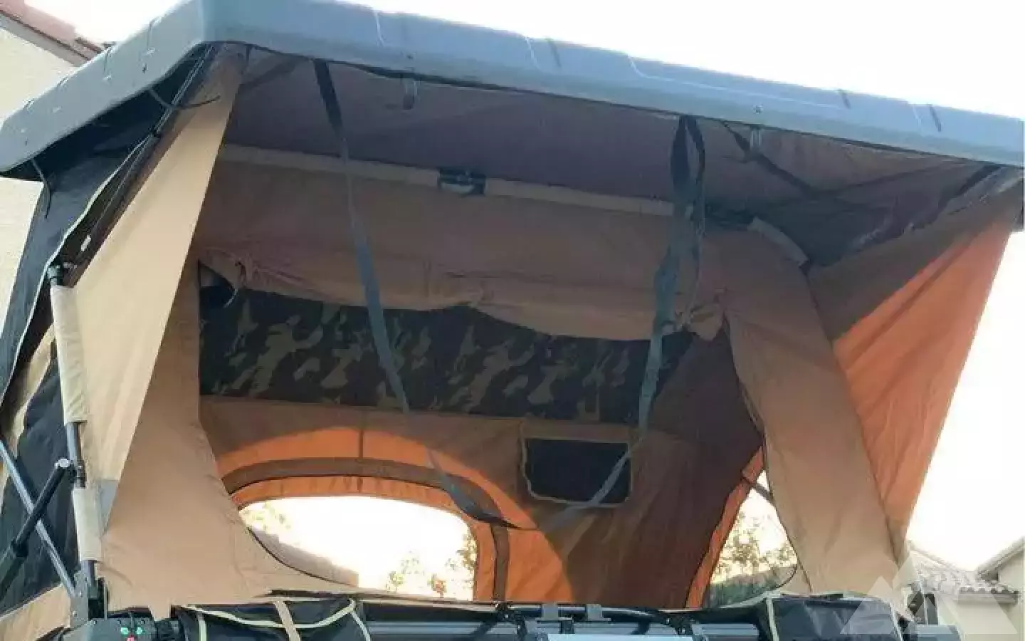 Hard shell RTT automatic with remote. | Roof Top Tent for Sale in {city ...