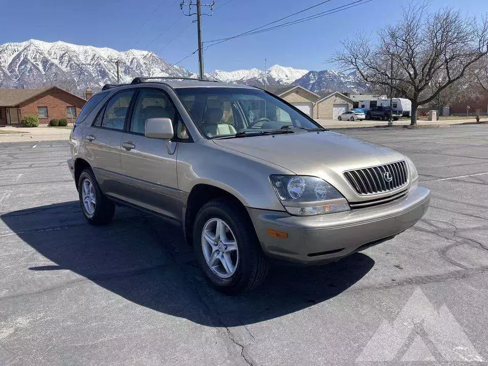 2000 Lexus RX 300 Overland Rig for Sale in Orem, Utah | 88673 miles