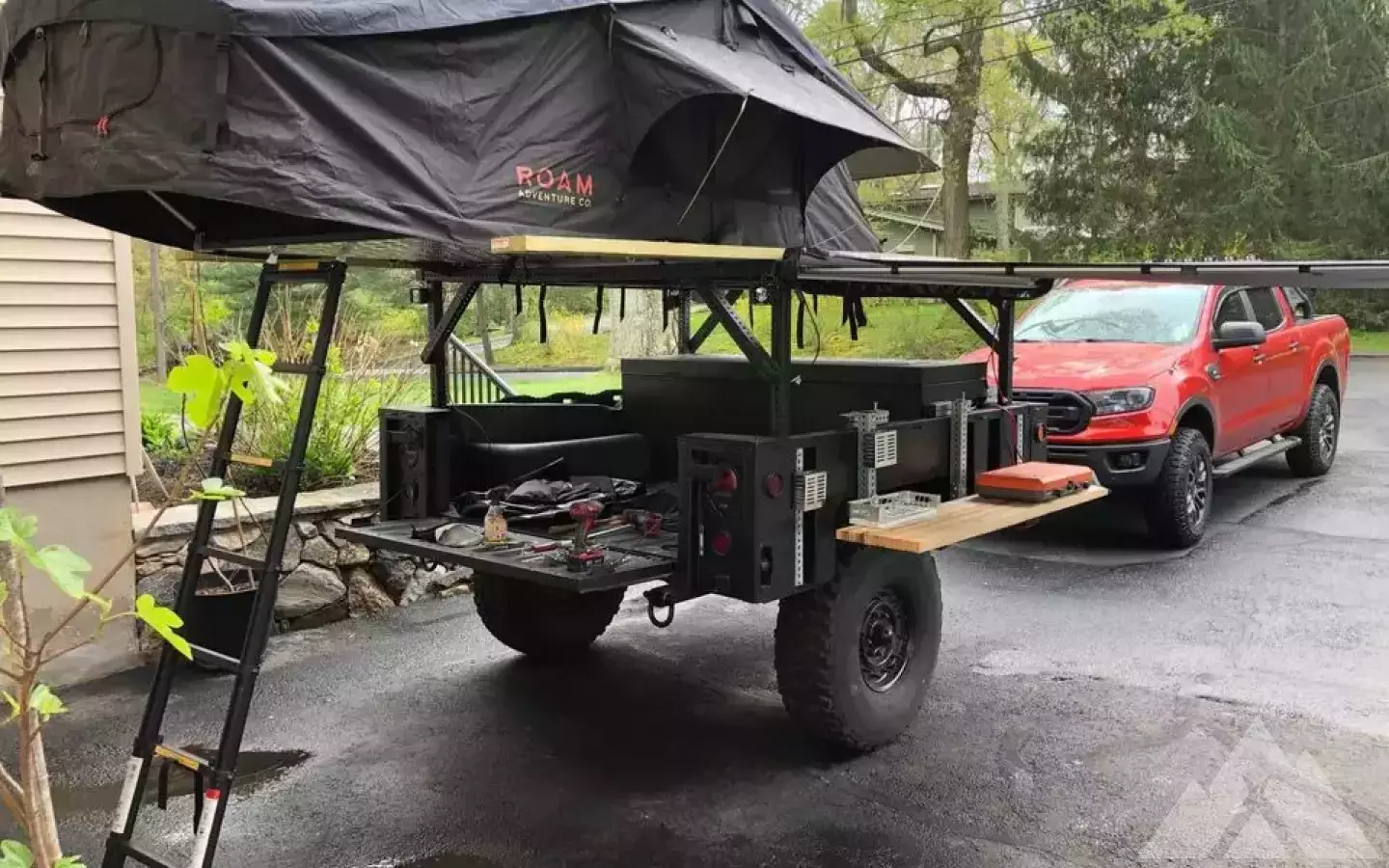 2010 Schutt M1101 Custom Travel Trailer for Sale