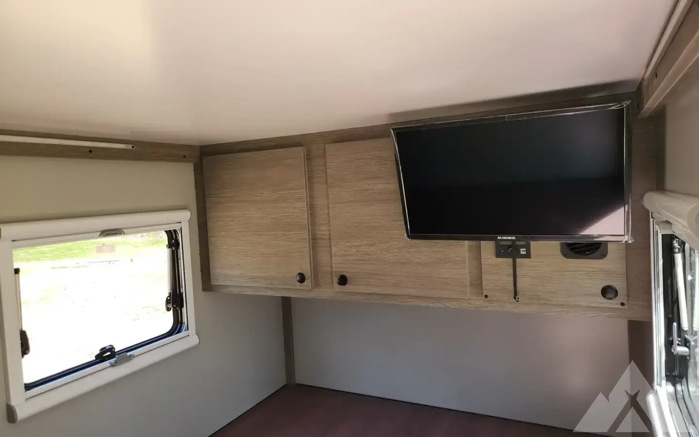 2025 Iron Peak Campers XTR-10 for Sale