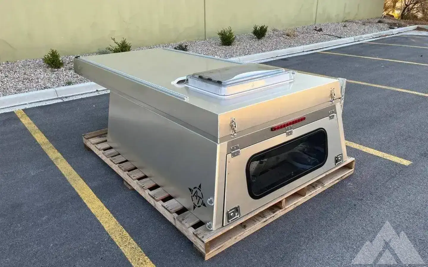 Used AT Overland Summit 6' Mid Size Topper/Camper for sale in Salt Lake ...