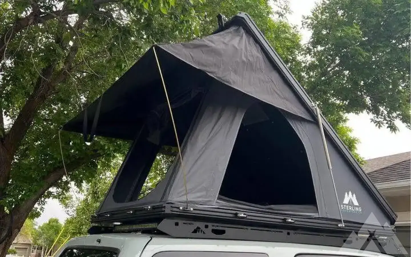 Brand new Two Tone lightest aluminum rooftop tent | Used Roof Top Tent ...