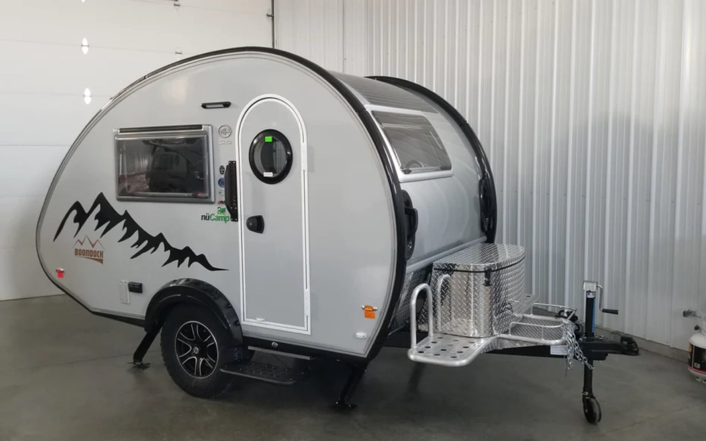 Solar powered Nucamp TAB 320 CS-S for Rent in Hobart, Indiana | 2000 ...