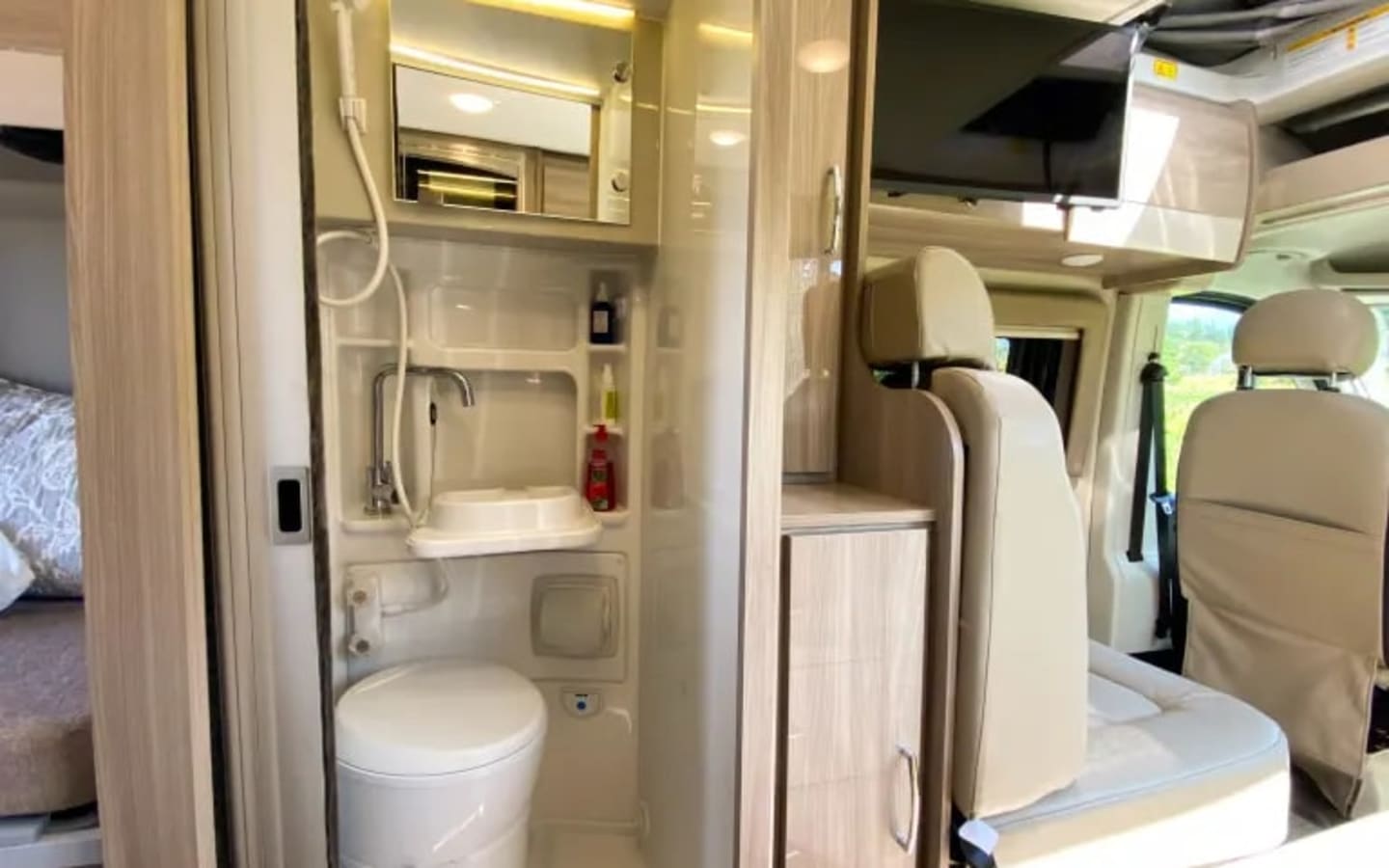 Luxury Camper Van for Rent in Rochester, New York