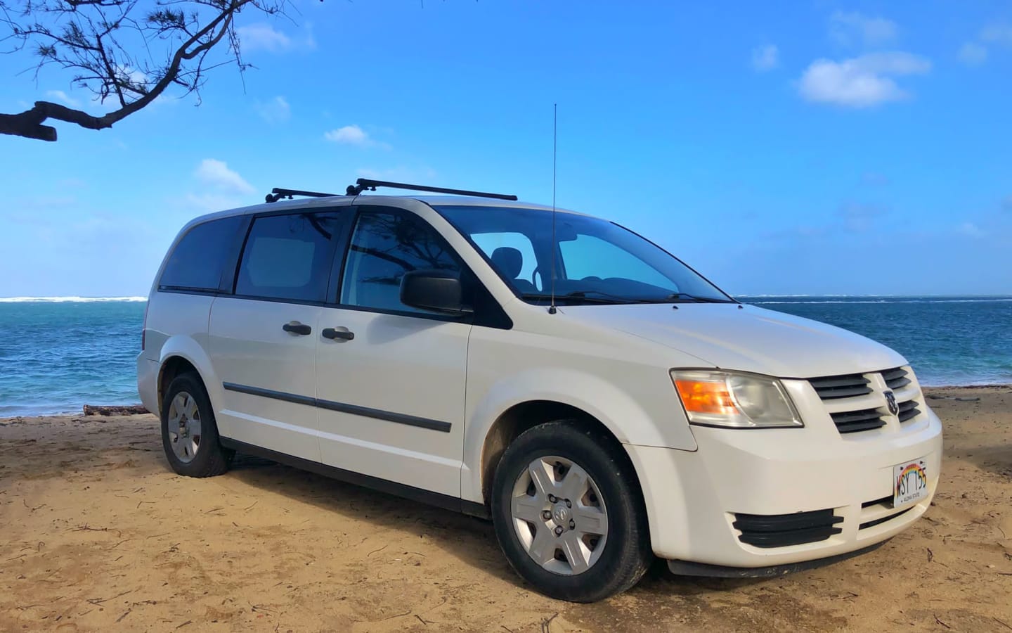 Stealth Mini Van Camper for Rent in Honolulu, Hawaii