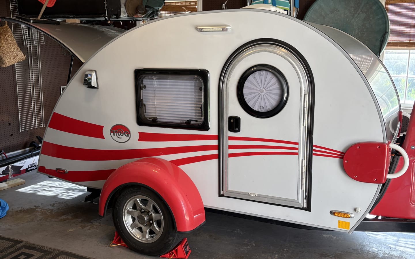 Retro 2 person Teardrop that can be towed with a b for Rent in Crofton ...
