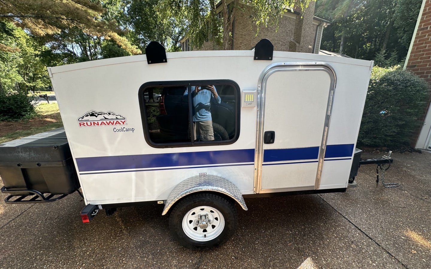 Runaway Coolcamp Small overland Camper Trailer for Rent in Brentwood ...