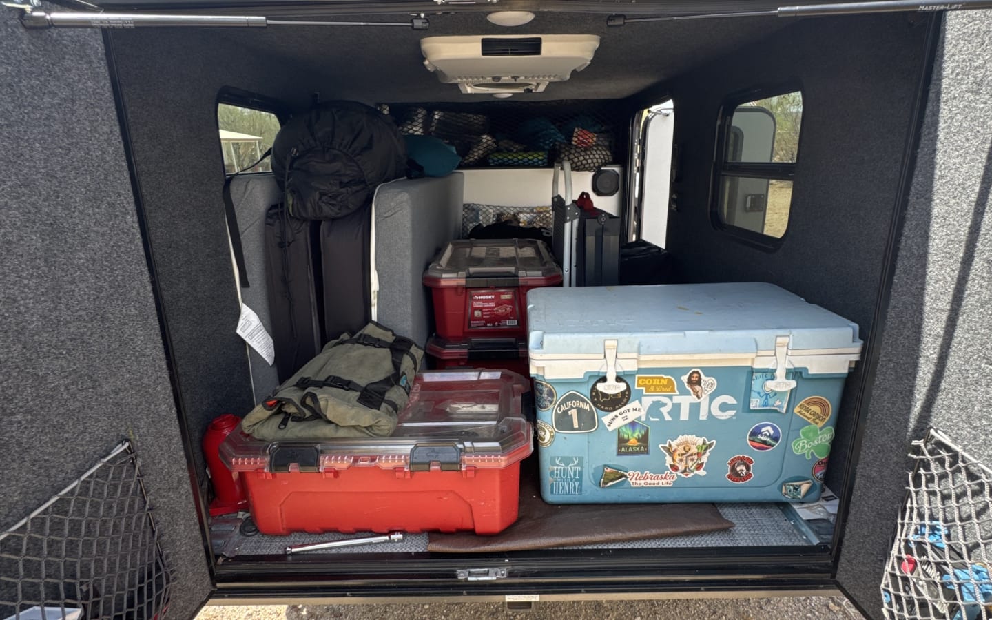 2022 InTech Flyer Pursue for Rent in Tucson, Arizona | 2200 lbs lbs, 15 ft