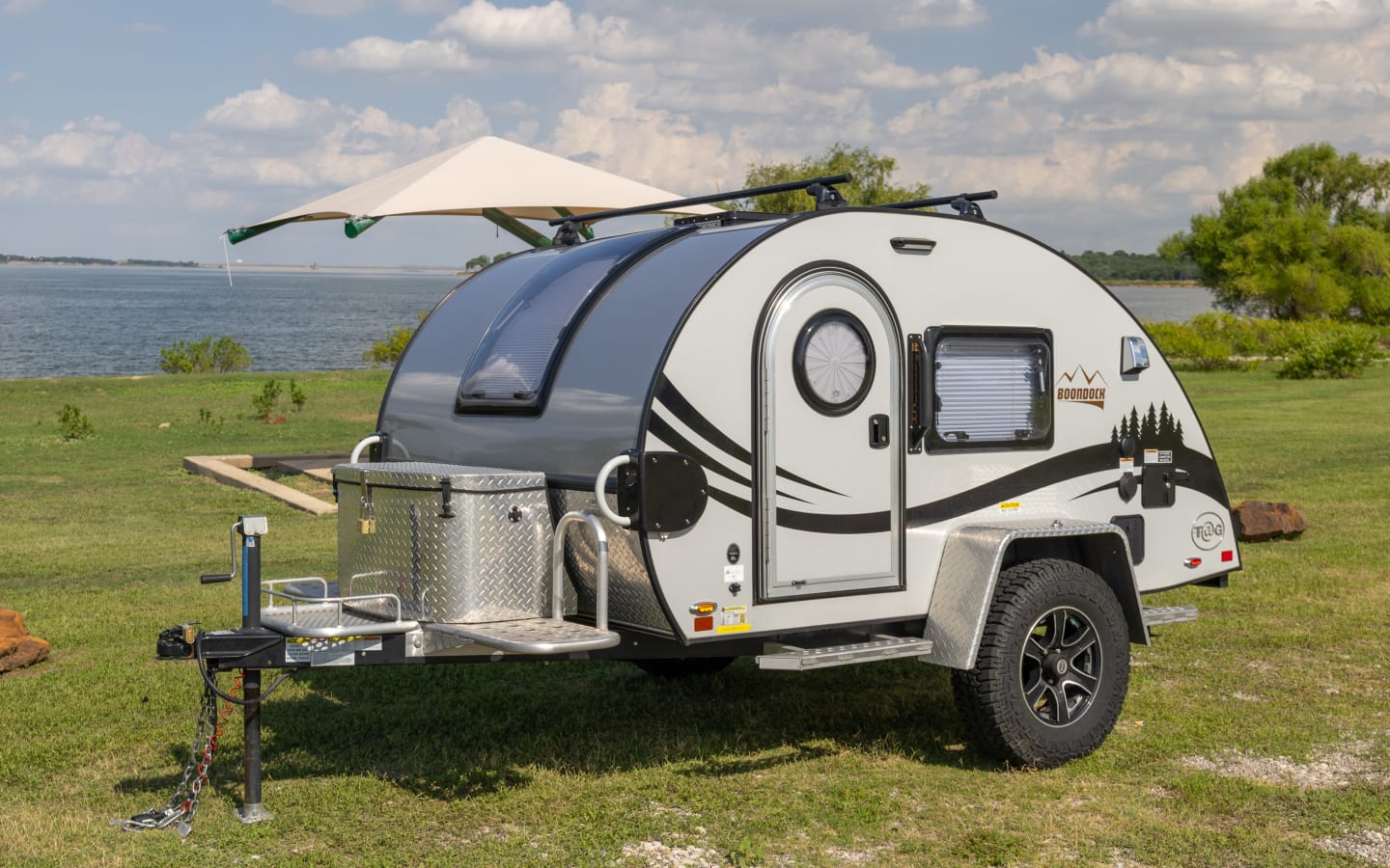 nuCamp Tag XL - Lightweight Teardrop for Rent in Grapevine, Texas ...