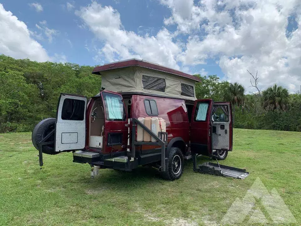 2003 Ford F350 Overland Rig for Sale in Bonita Springs, Florida | miles