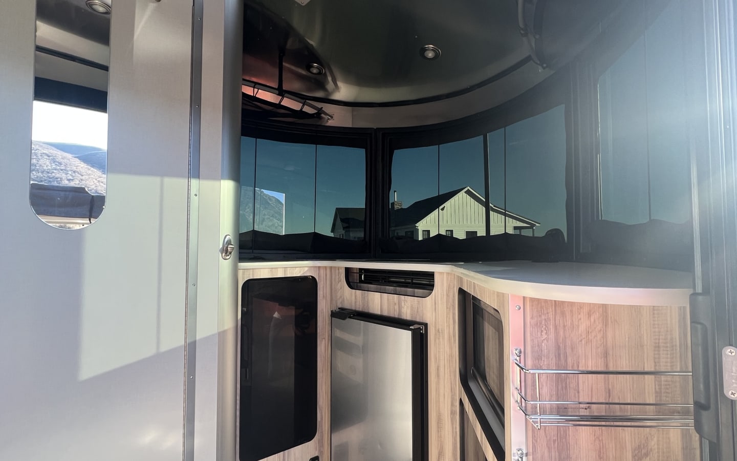2019 Airstream Basecamp - Mountain Time Overlandin for Rent in Laporte, Colorado | 2600 lbs lbs ...