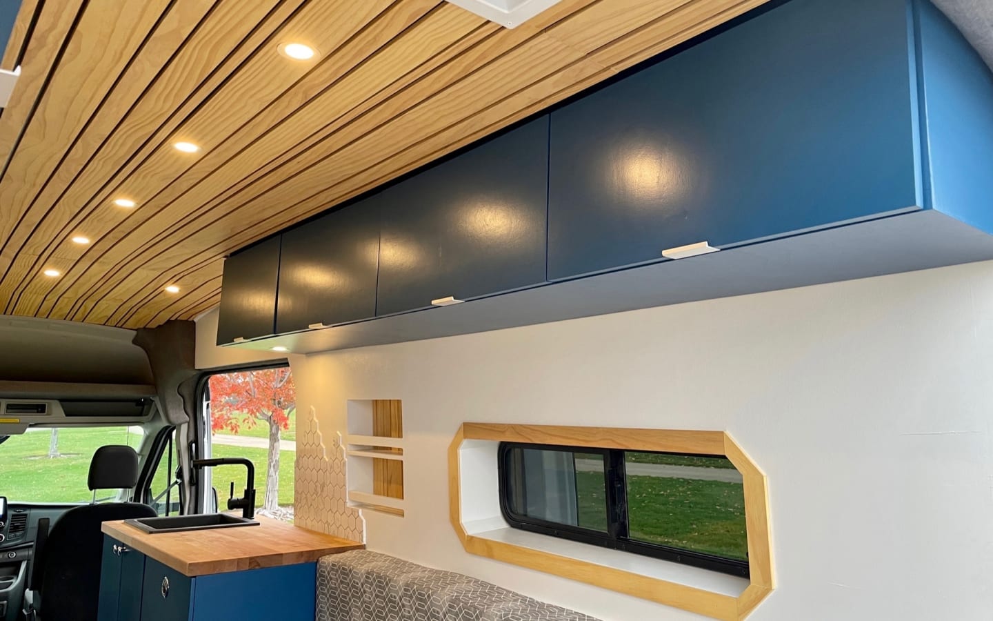 *NANUQ* 2020 Ford Transit - Luxury off grid AWD ho for Rent in ...