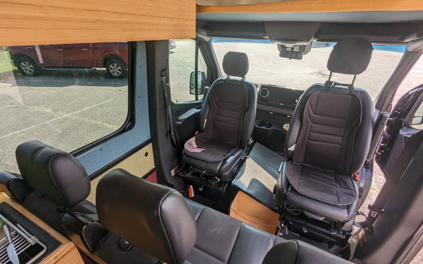 2021 Sprinter Bamboo Family Vanlife for Rent in Manheim, Pennsylvania