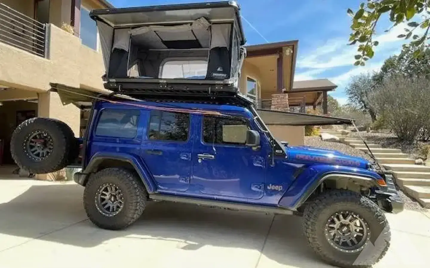 49" Free Spirit Evolution Roof Top Tent | New Roof Top Tent for Sale in ...