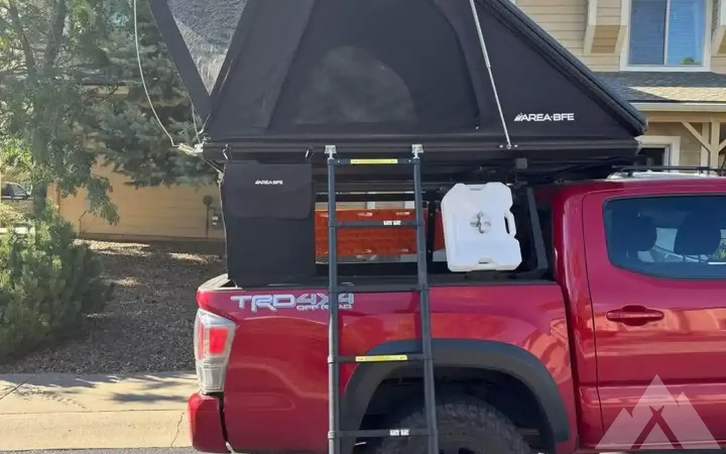 Area BFE Hard Shell Rooftop Tent | Used Roof Top Tent for Sale in {city ...