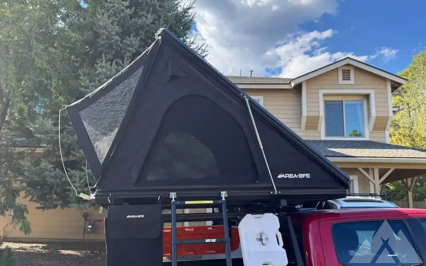 Area BFE Hard Shell Rooftop Tent | Used Roof Top Tent for Sale in {city ...