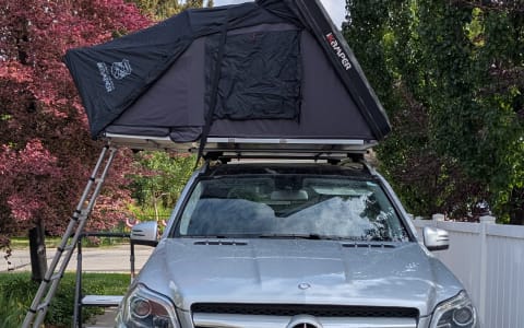 Overland Rigs for Rent | 4x4 Off-Road Vehicle Rentals