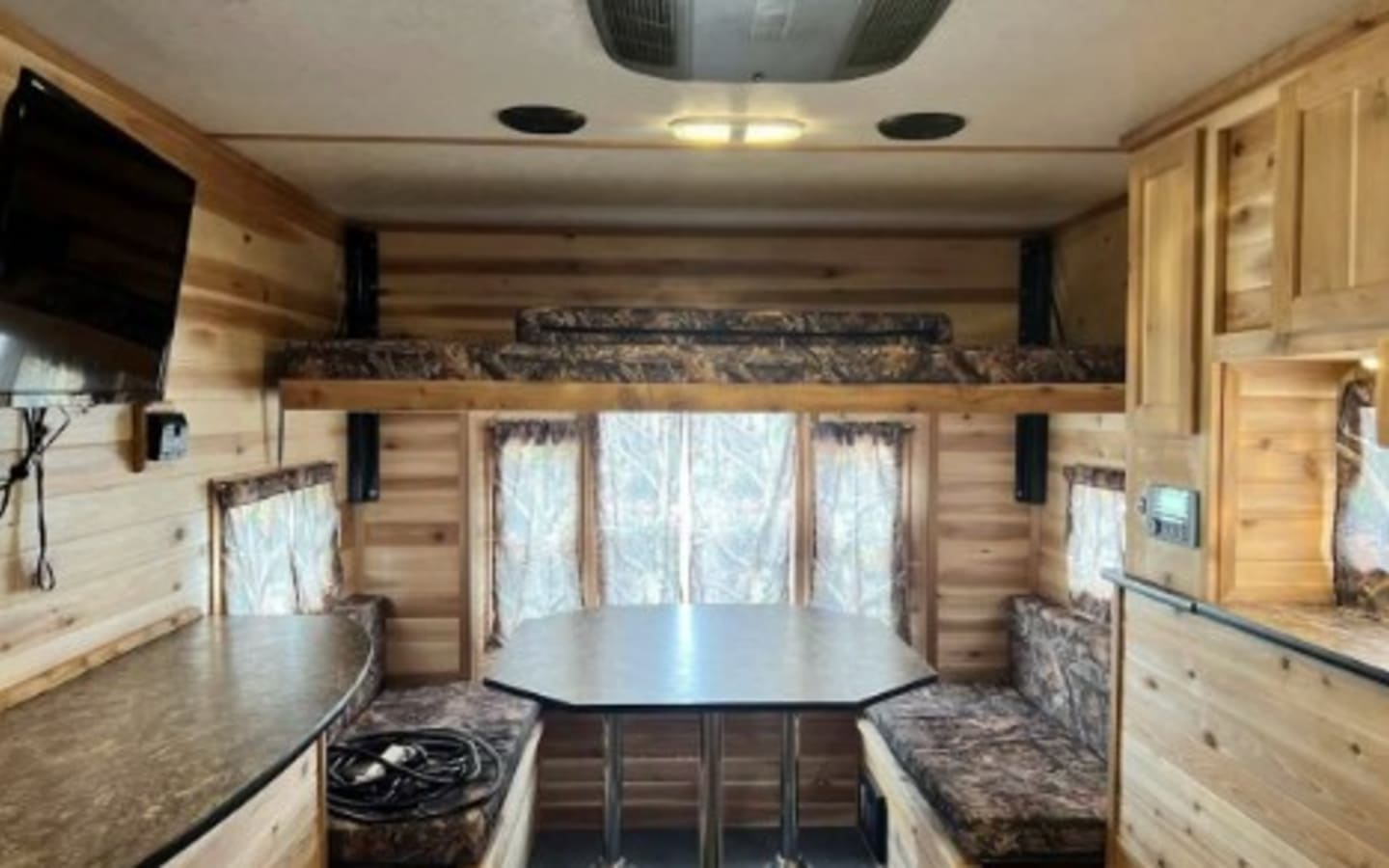 Ice Castle Fish House 8X16 Mille Lacs for Rent in Clearwater, Minnesota ...