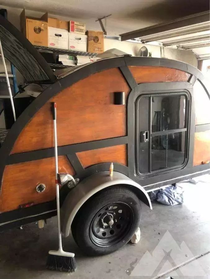 Retro teardrop camper for Sale