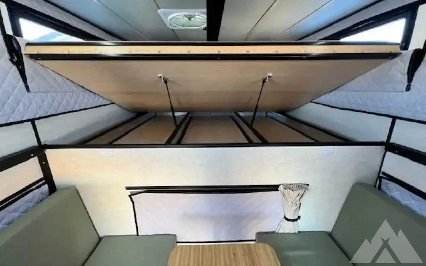 Used 2024 Four Wheel Campers Hawk for sale in Fallon, Nevada