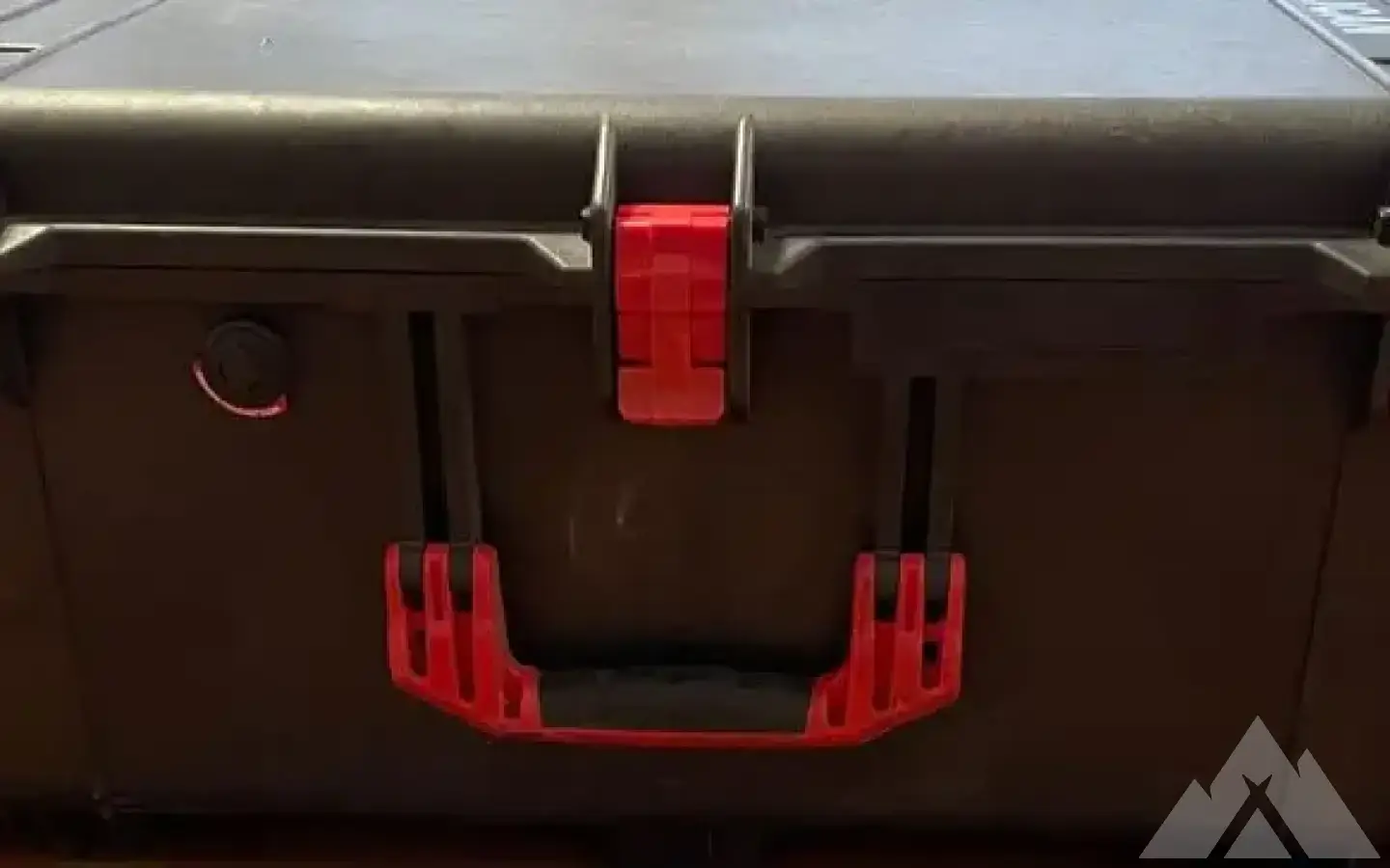 Pelican case 1650 rolling box with detachable moll – Used for $ 325.00 ...