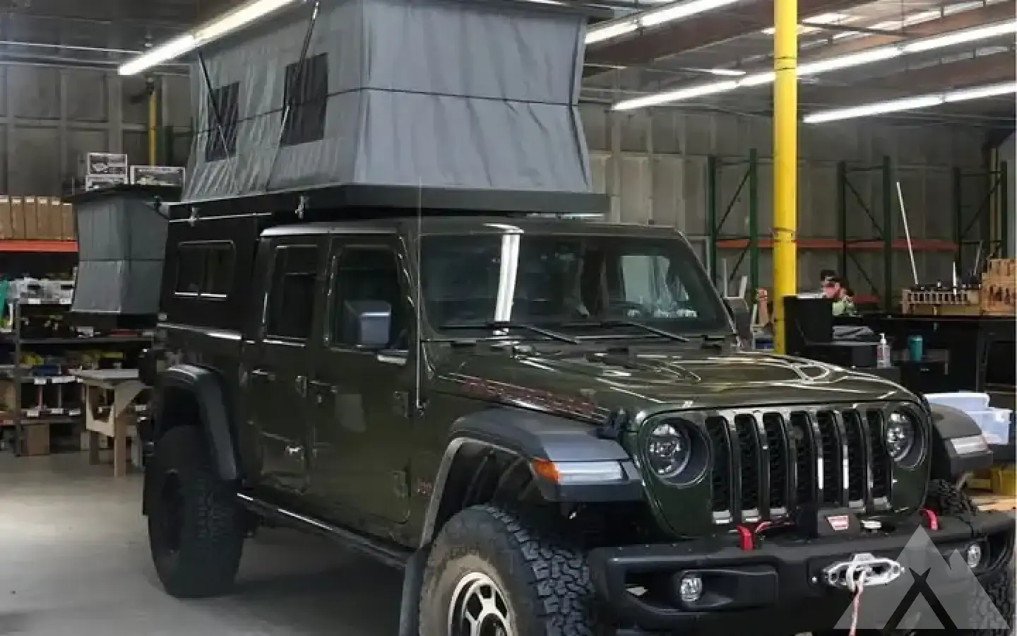 Used Topo Toppers Badlander Pop Up Camper Shell for sale in Minden, Nevada