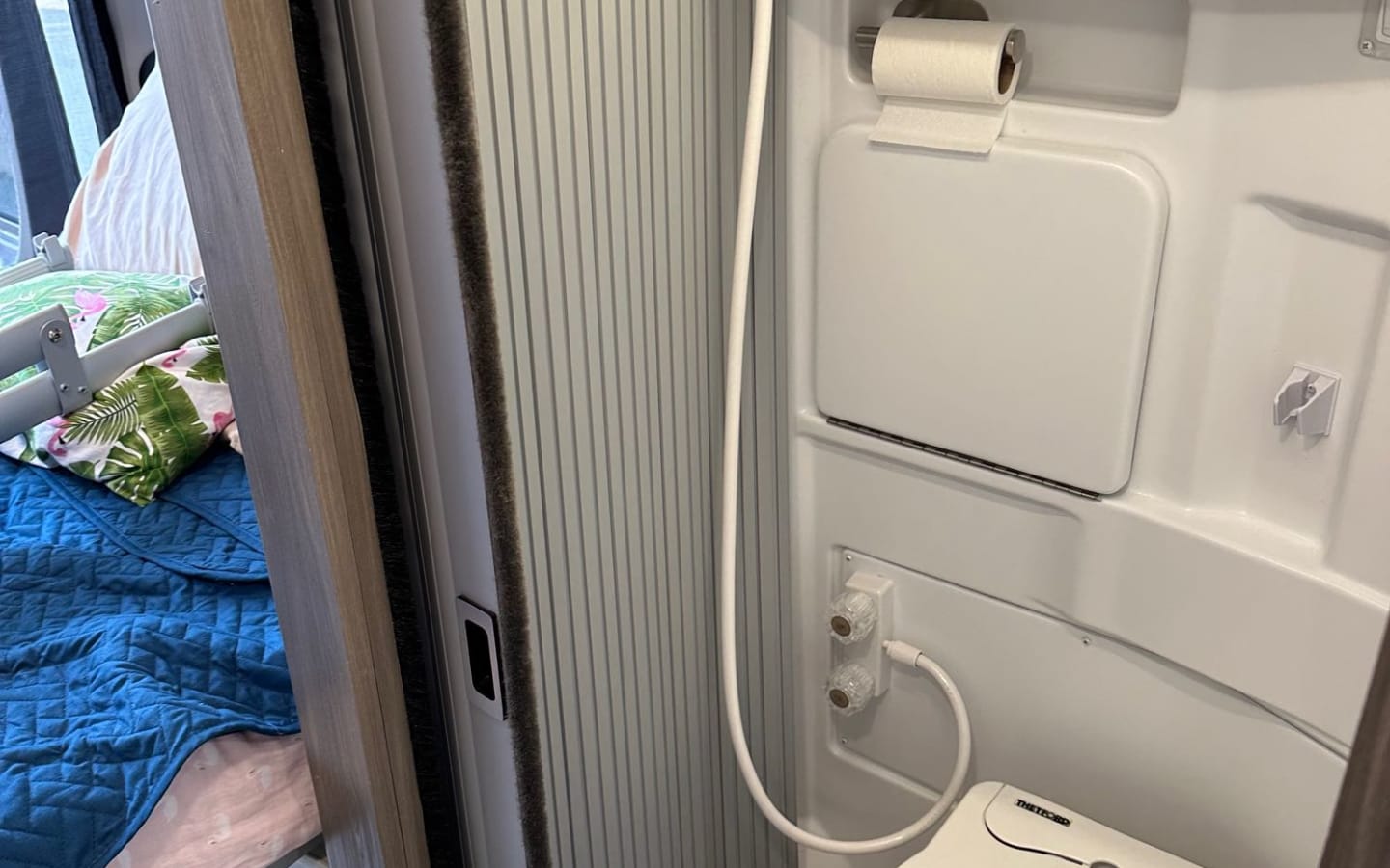 2022 Thor Rize Camper Van for Rent in Somerville, Massachusetts