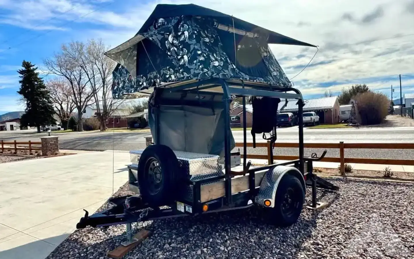 2021 Overland Off Road Rooftop Tent Trailer for Sale